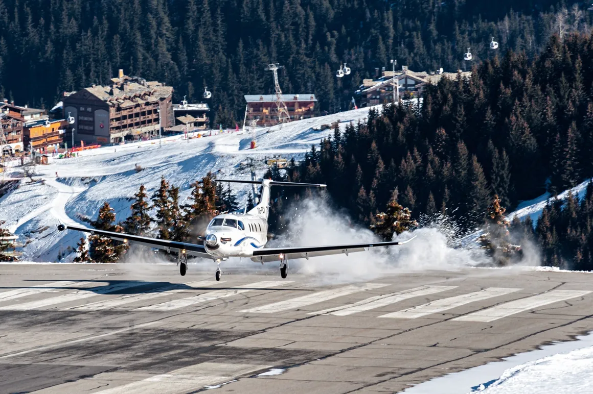 Private Jet from / to Courchevel Altiport (CVF)