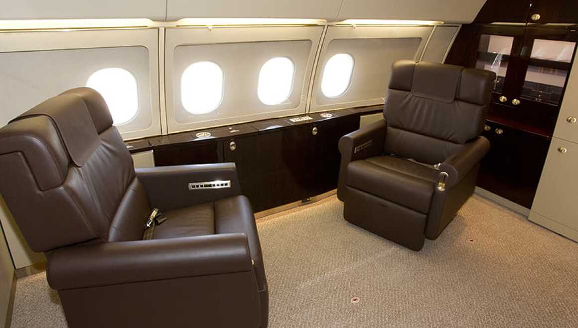Charter a Airbus ACJ318 VIP Airliner