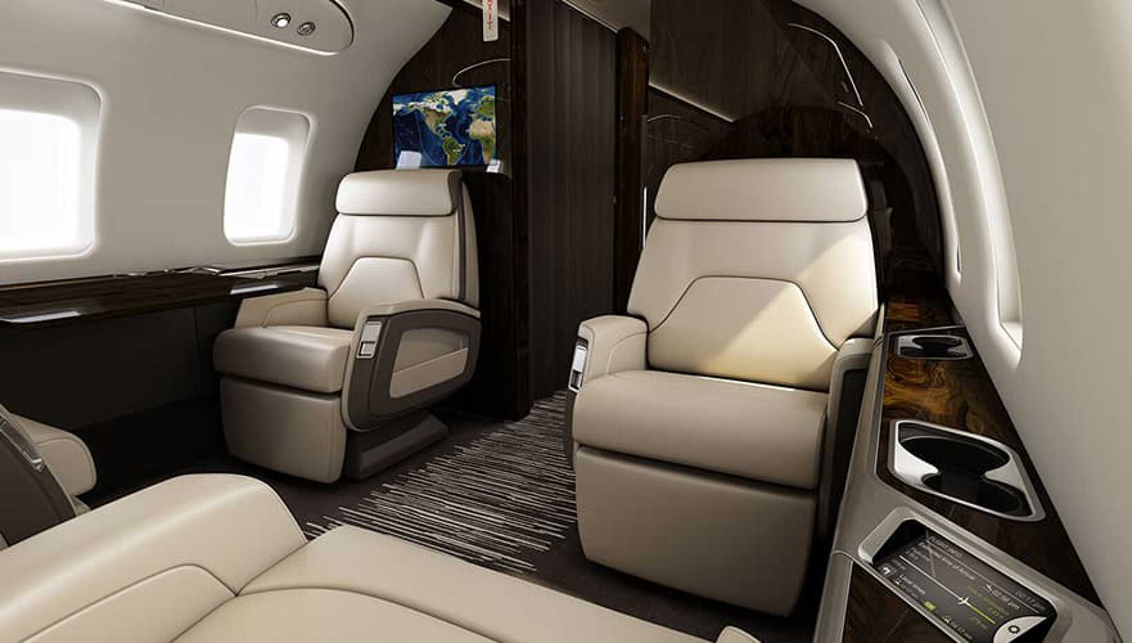 Charter a Bombardier Challenger 650 Large Jet
