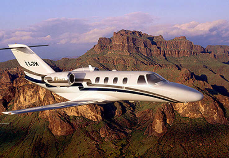 Privatjet mieten Piaggio Avanti P180 Light Jet Chartern