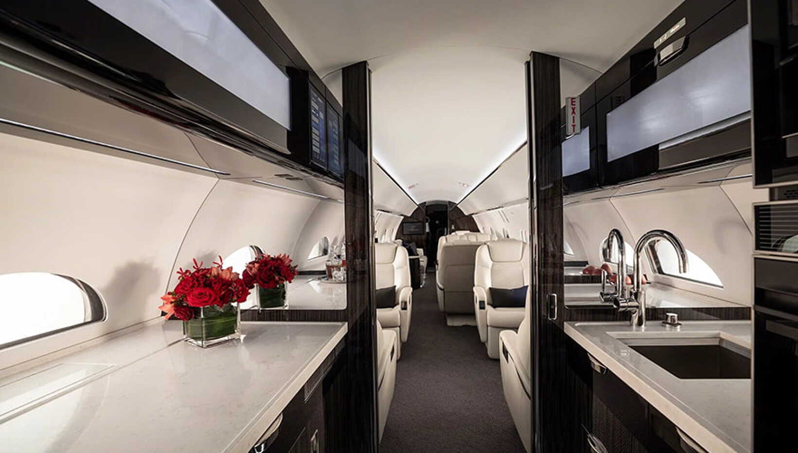 Gulfstream G500 charter: business private jet for rent
