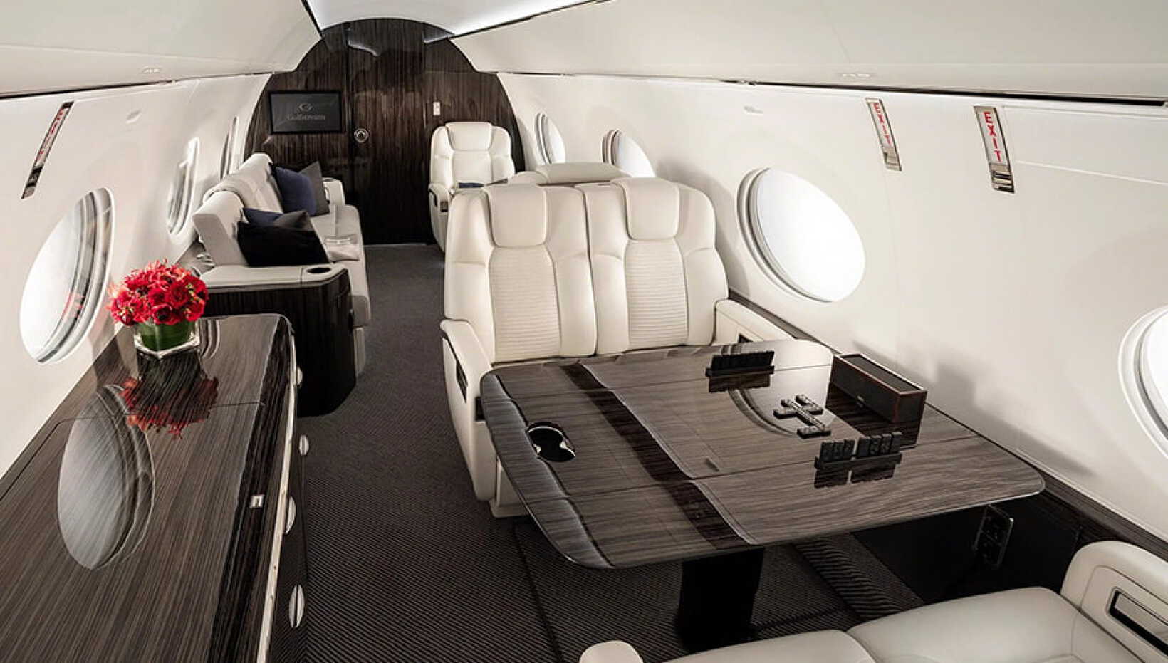 Gulfstream G500 charter: business private jet for rent