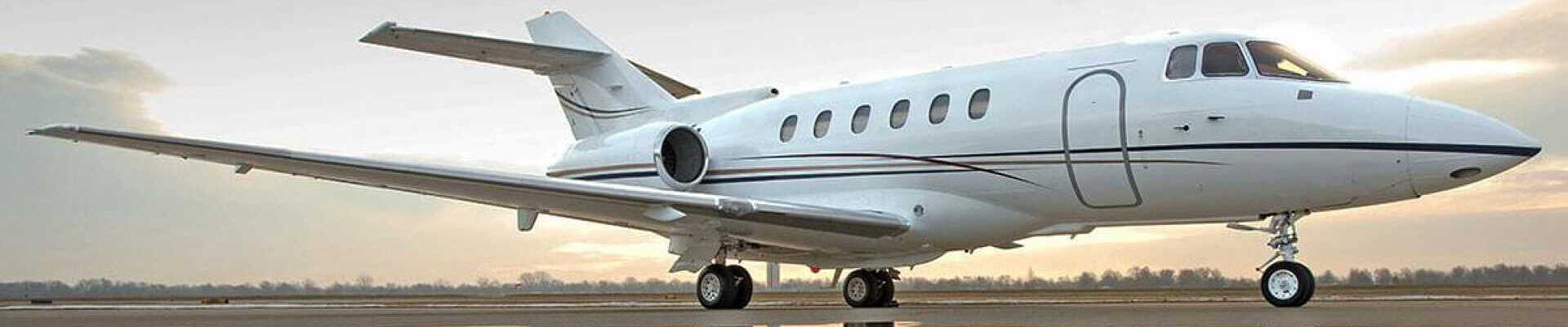 Charter the Hawker 800 series (800A, 800B, 800XP) Midsize Jet