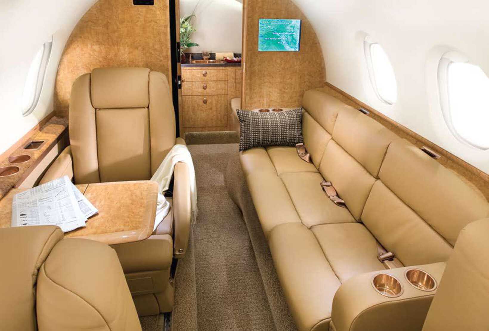 Charter a Hawker Beechcraft 750 Super Light Jet