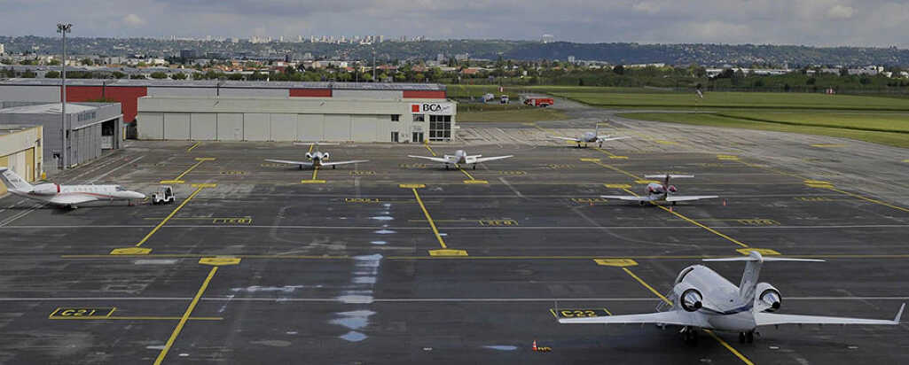 Private Jet from / to Lyon Bron Airport ( LYN )