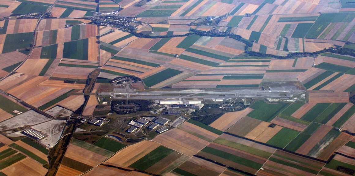 Private Jet from / to Paris-Vatry Airport (XCR)